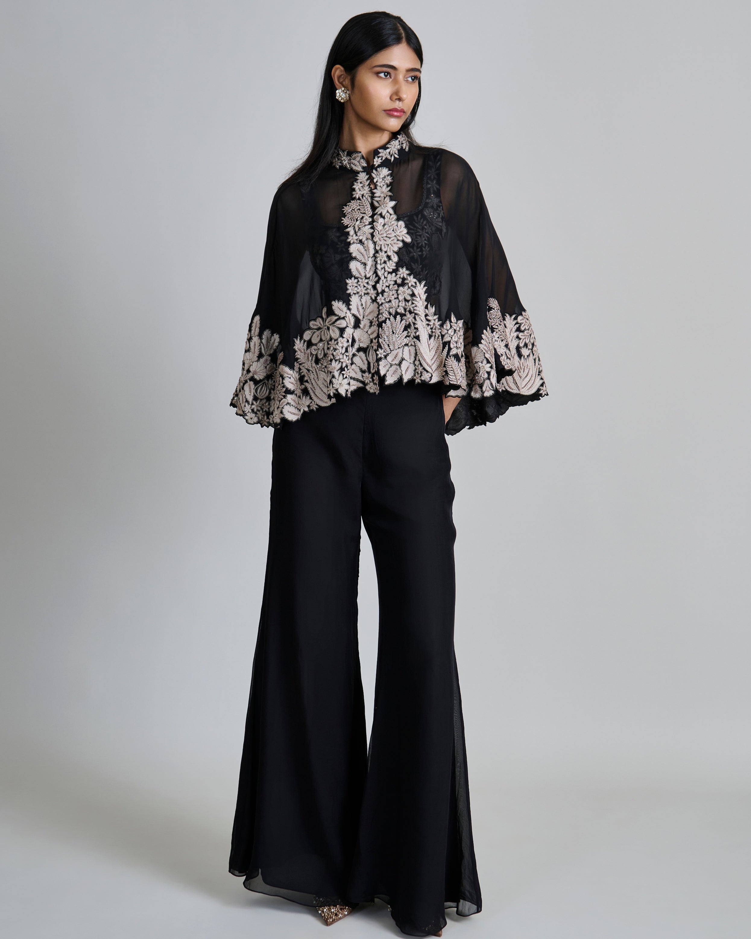 Black Kalie Cape Set | Mishru – KYNAH